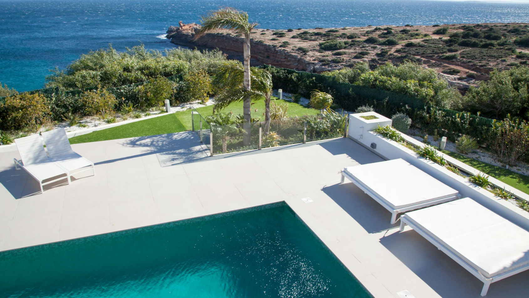 Villa Indiana - 6 Bedroom Luxury Villa in Roca Llisa | Dynamic Lives